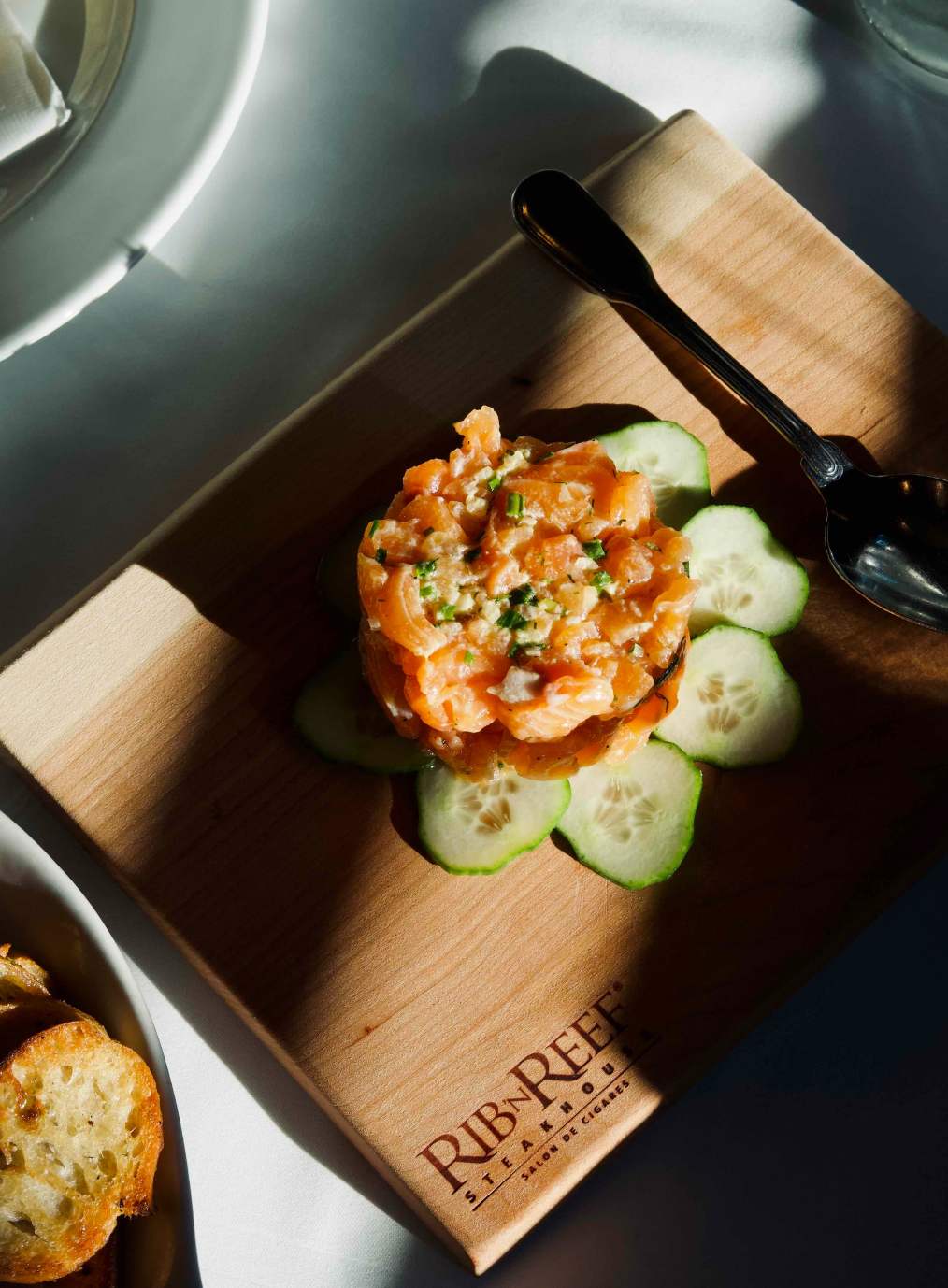 Steak House - Rib N Reef - Montreal's Steakhouse & Cigar Lounge